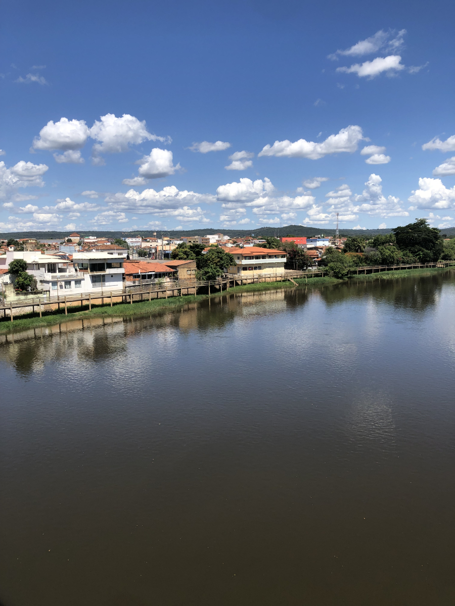O Rio Corrente é mais do que paisagem: é símbolo de vida, cultura e conexão